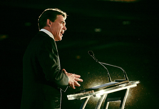 Behind the Scenes, Christian Right Leaders Rally Behind Rick Perry ...