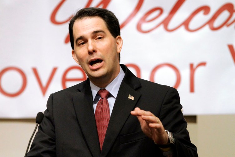 Scott Walker Wisconsin Recall Campaign: The Governor Gains Ground ...