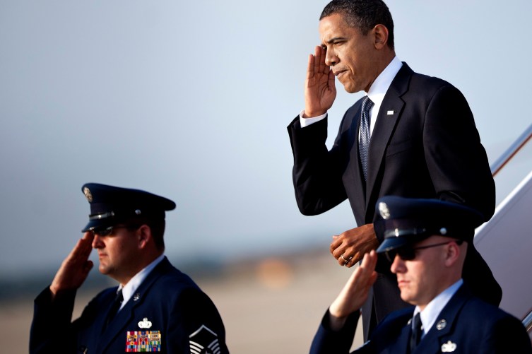 Obama’s Travels: Photos of Air Force One on the Campaign Circuit | TIME.com