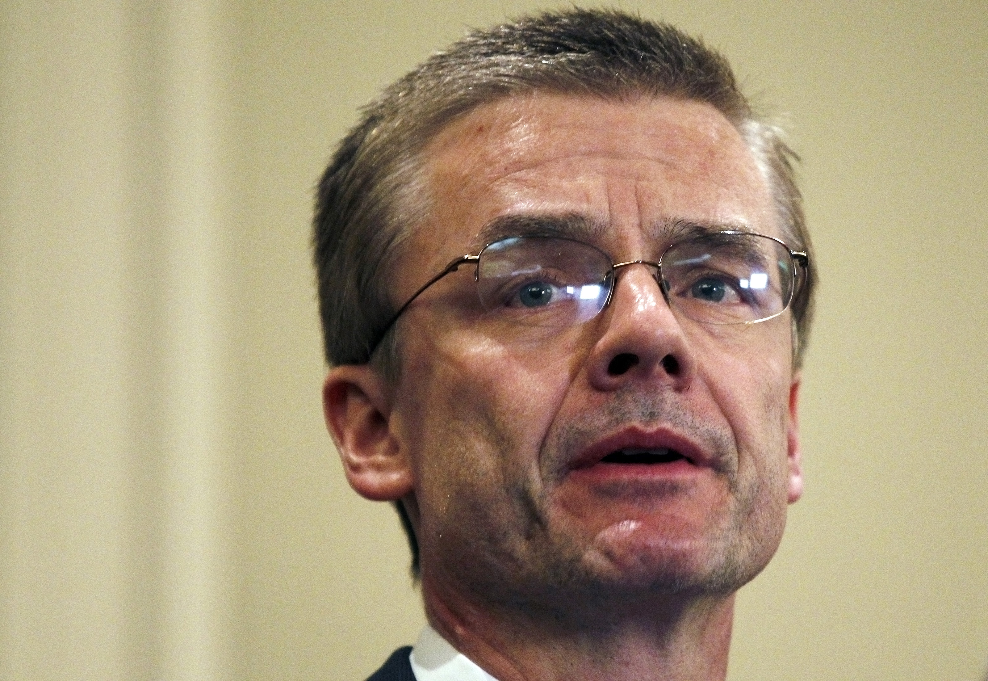 Richard DesLauriers: The Special Agent in Charge of Finding the Boston ...